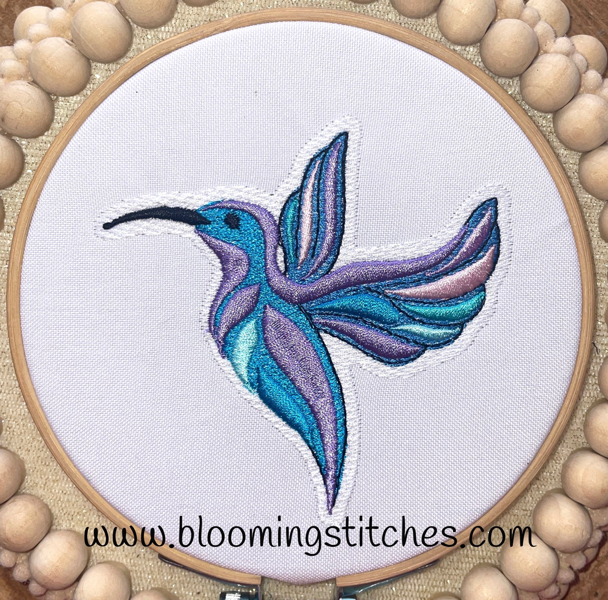 Hummingbird A – Blooming Stitches