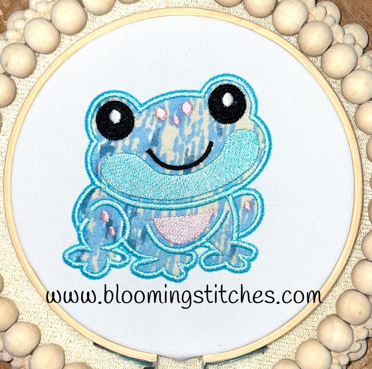 Appliqué Nursery Frog – Blooming Stitches